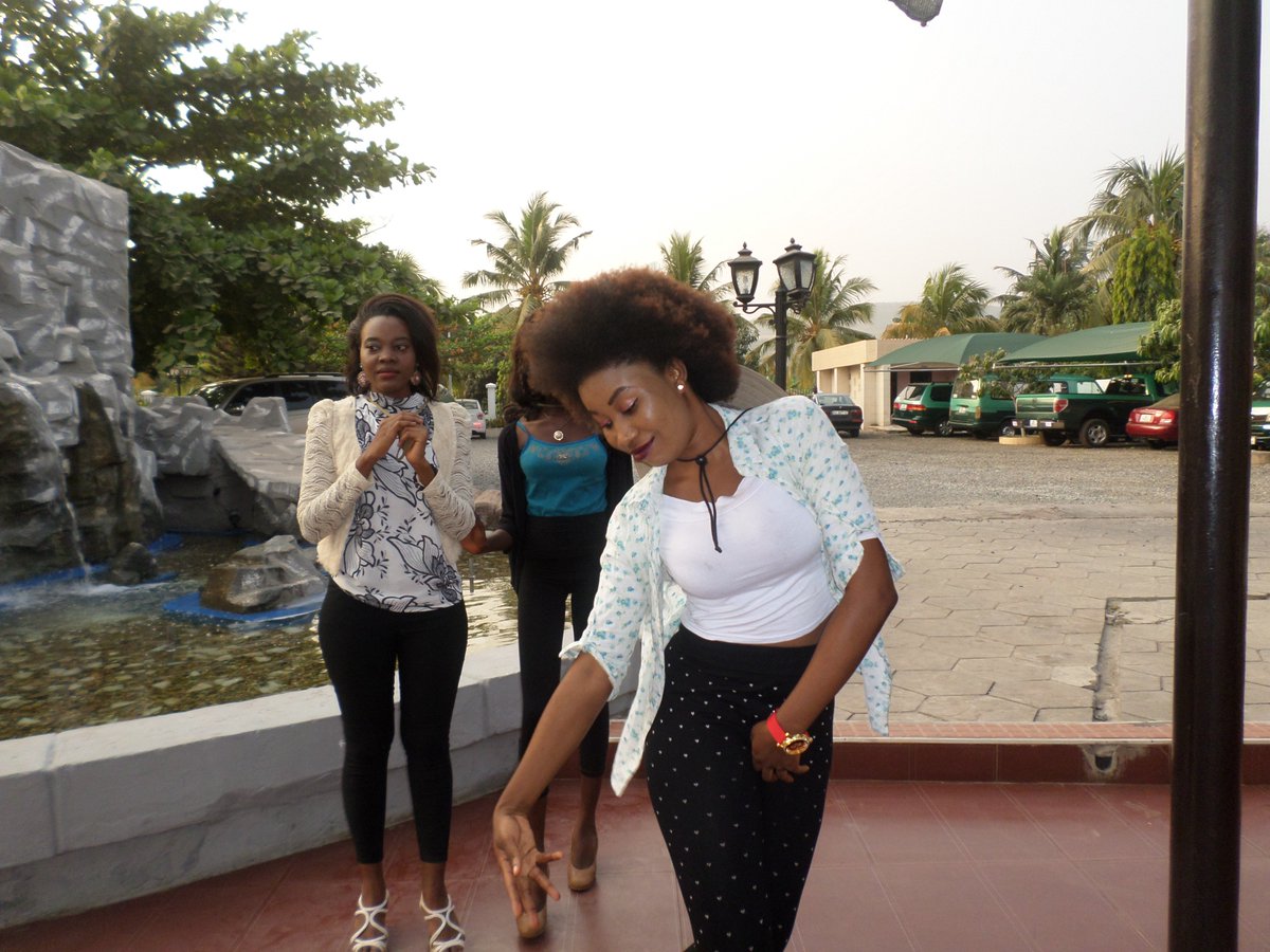 Mari-Teg(Ushering) (@chinkimari) | Twitter