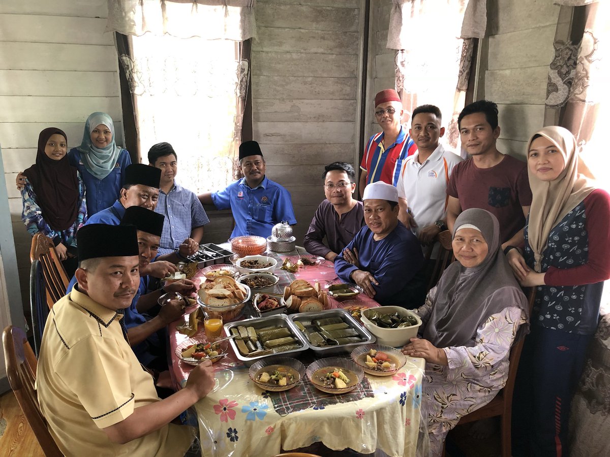 Ahmad Maslan: Makanan Bugis Burasak & Lepat Lueh