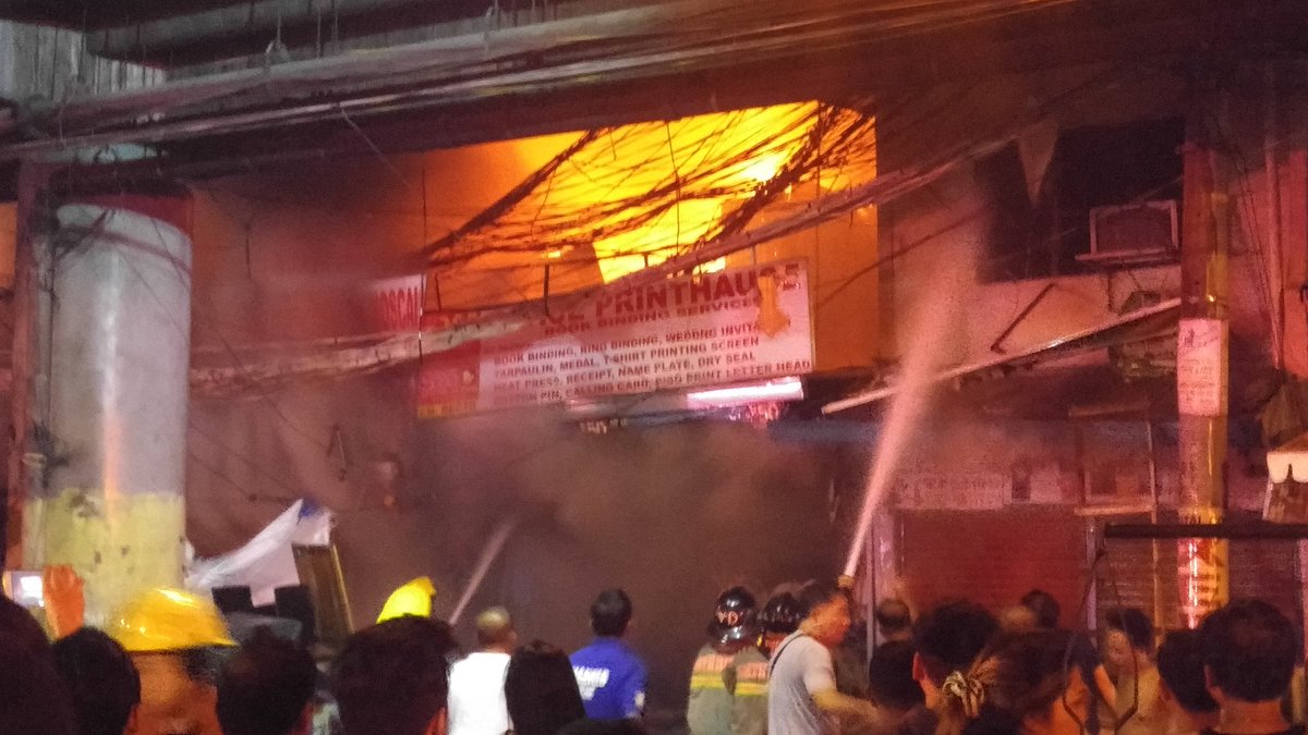 Look: magkakadikit na bahay, nasusunog sa recto avenue sta. cruz ...