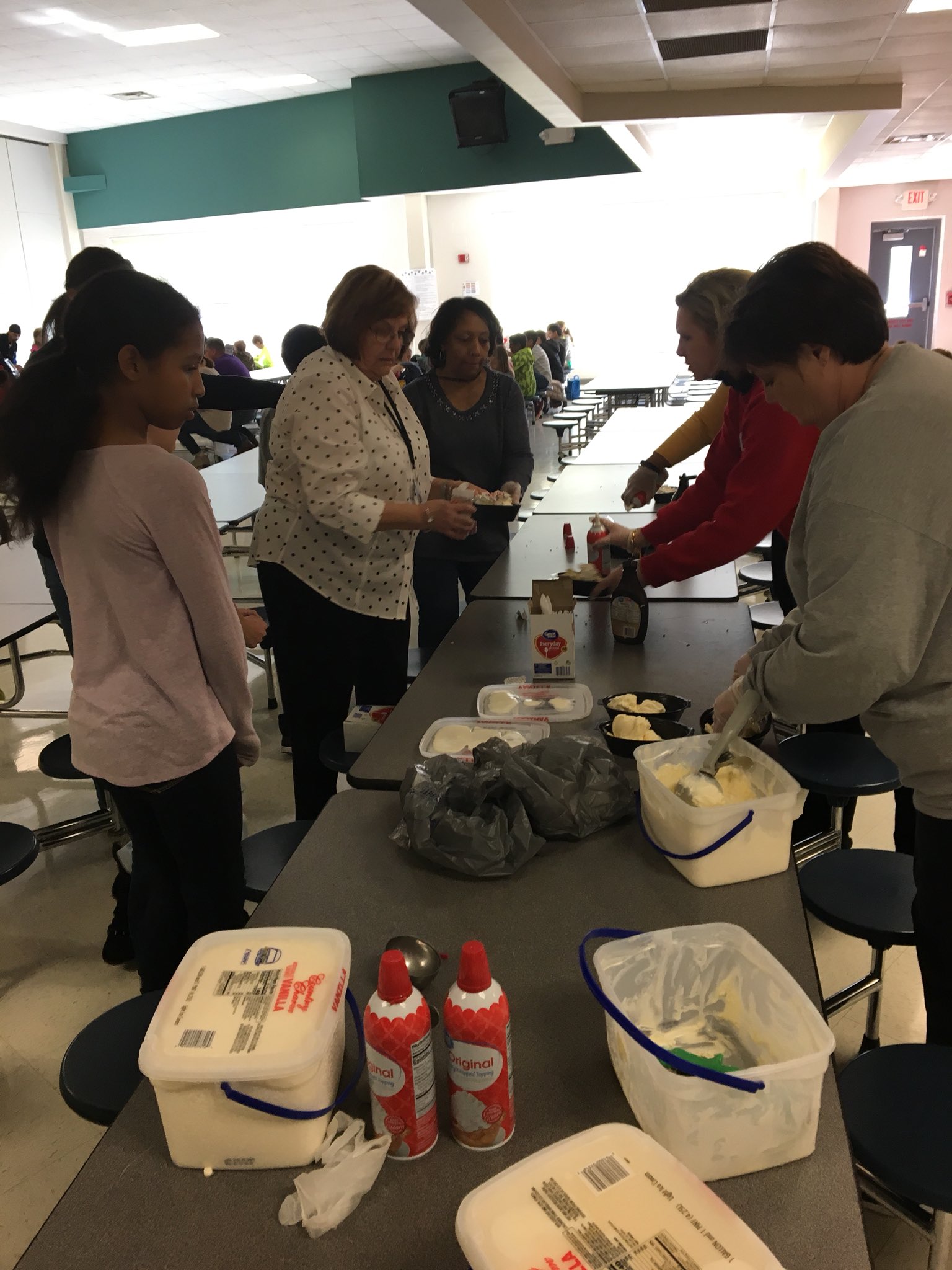 Carver Elementary on Twitter: "Mrs. Hartley’s 1st Grade and Mrs. Wells ...