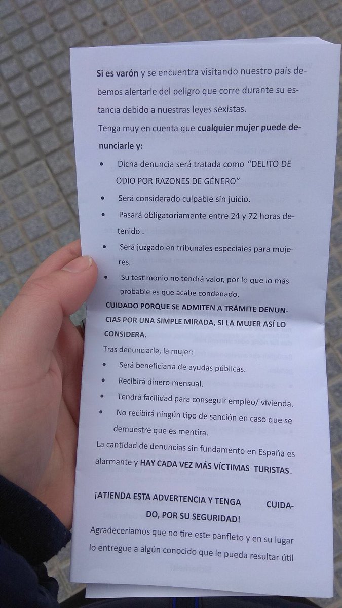 Esto se está repartiendo por Cádiz – DIVAGACIONES Y MIERDAS VARIAS