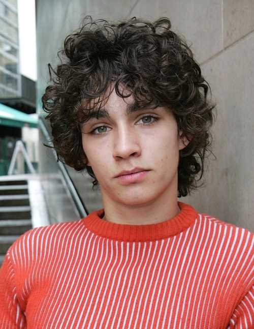 Robert Sheehan Cute