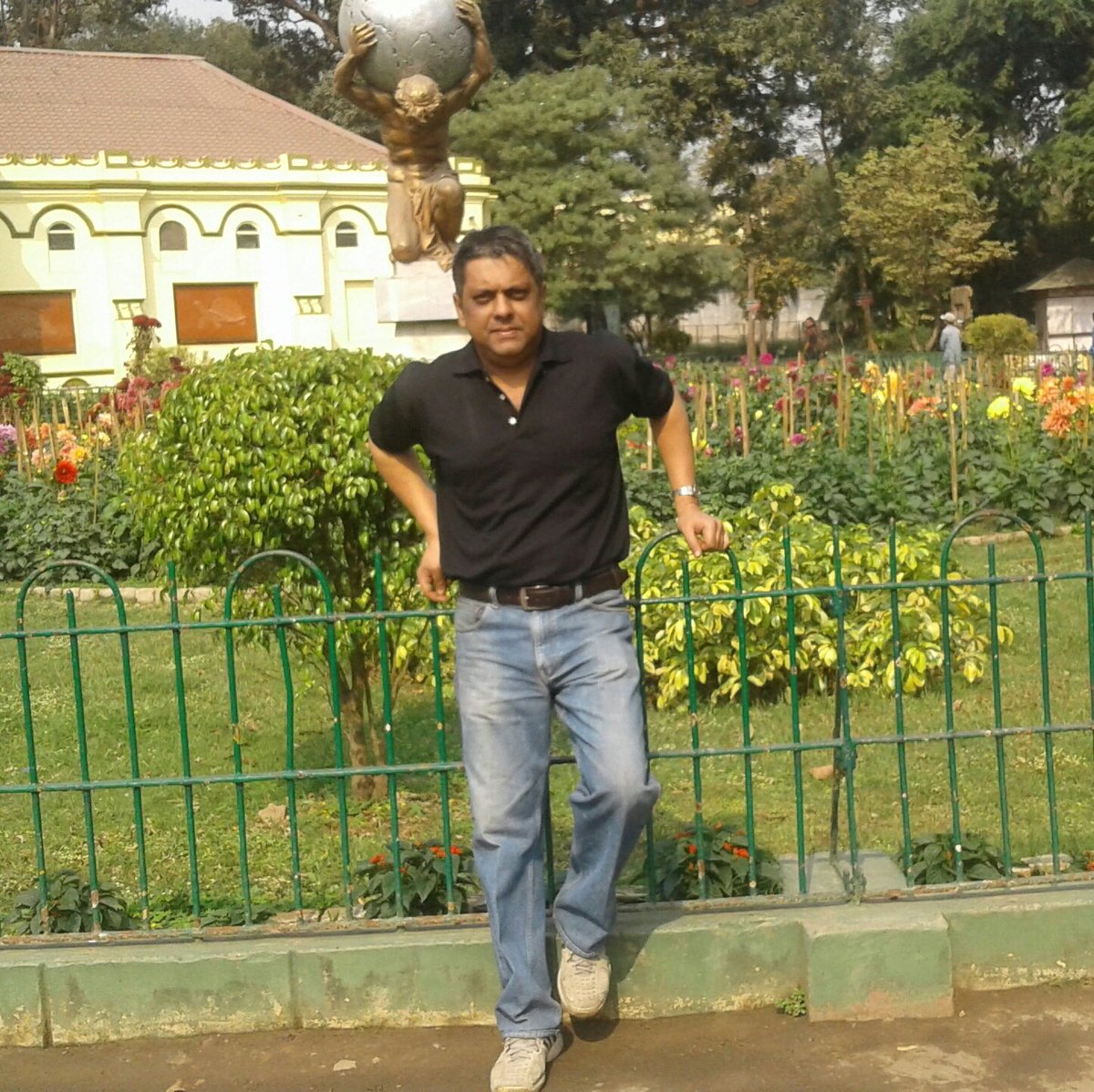 Sambit Bhattacharya (@sambitb) | Twitter