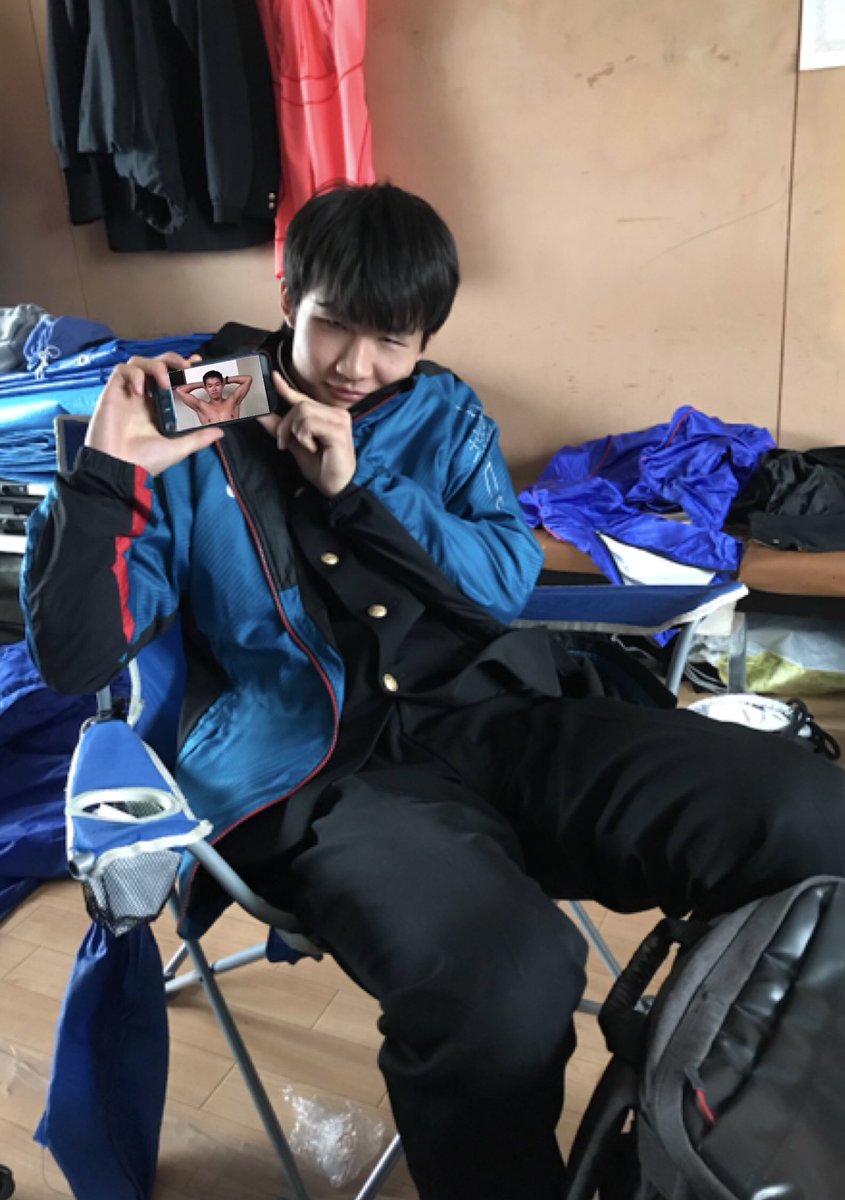 漆黒のダークネス齋藤bot (@red_saitou_bot) | Twitter