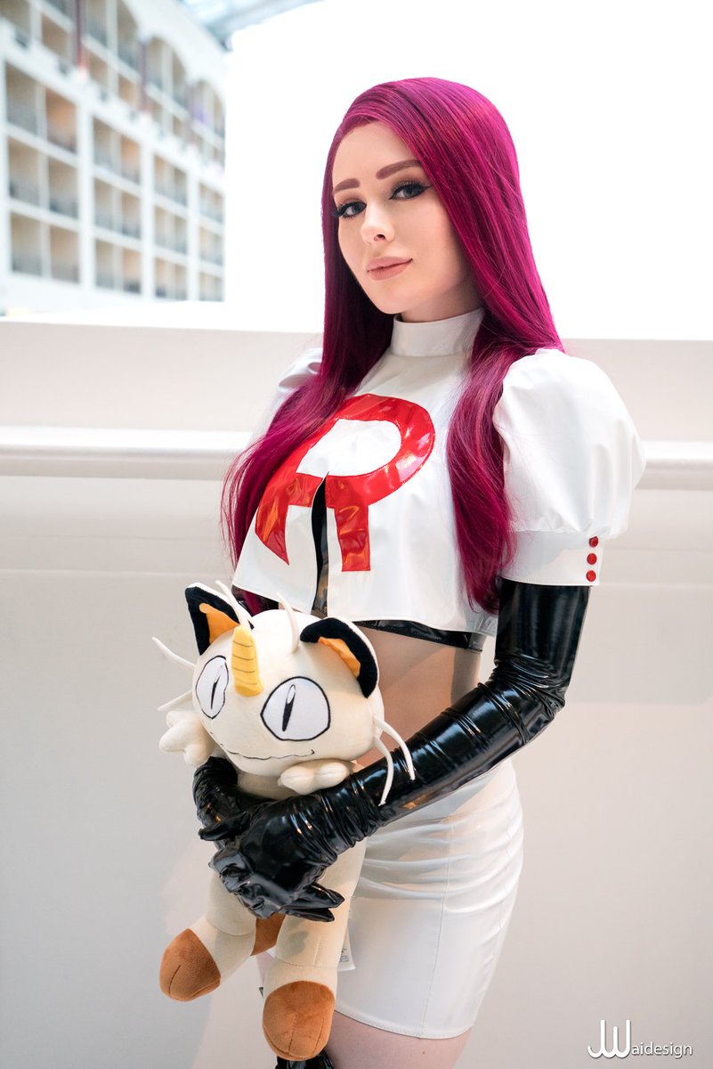 Team Rocket Jesse Cosplay