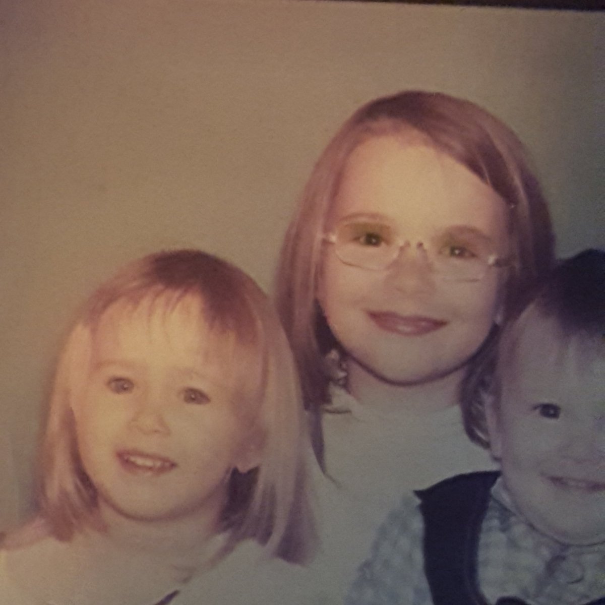 Laura Leduc's Instagram, Twitter & Facebook on IDCrawl