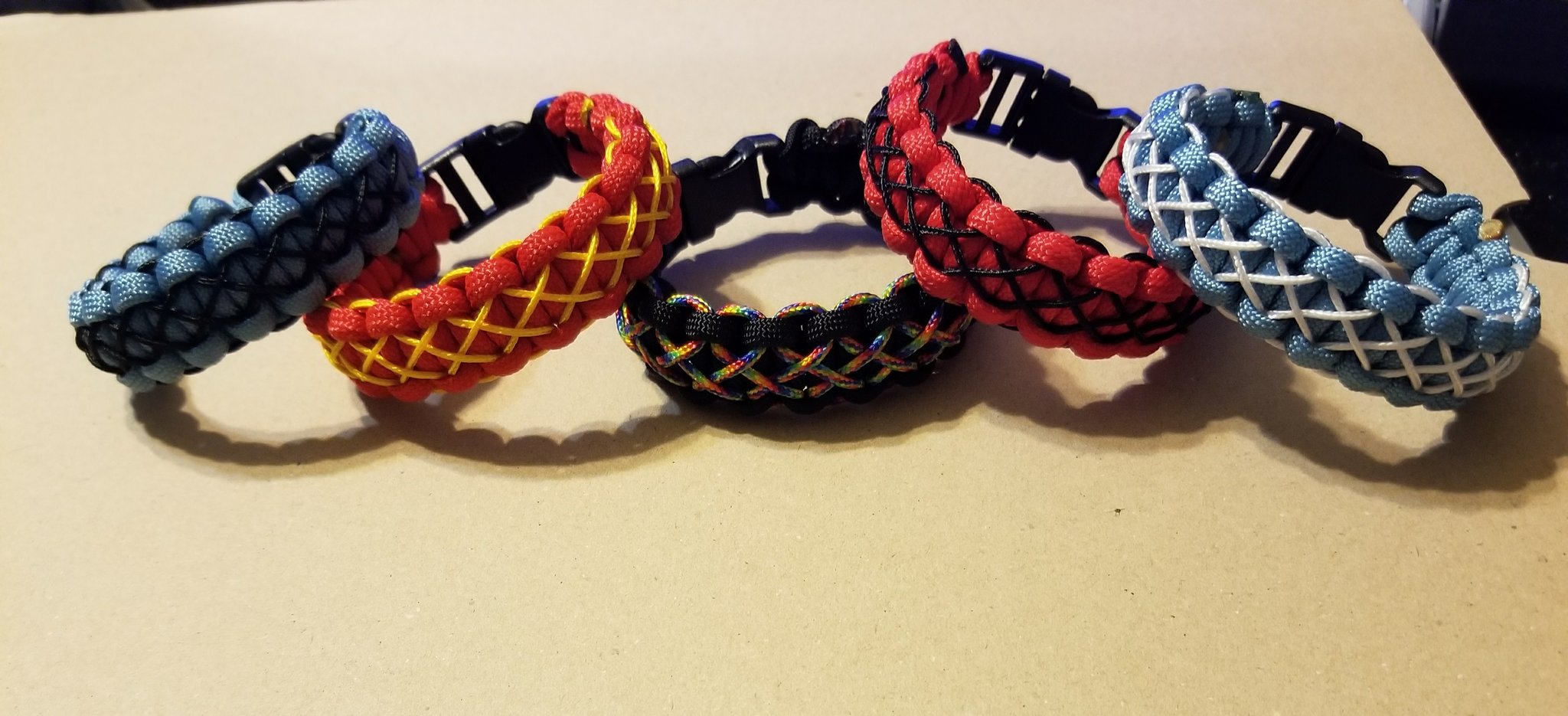 Paracord Bracelet Color Combinations