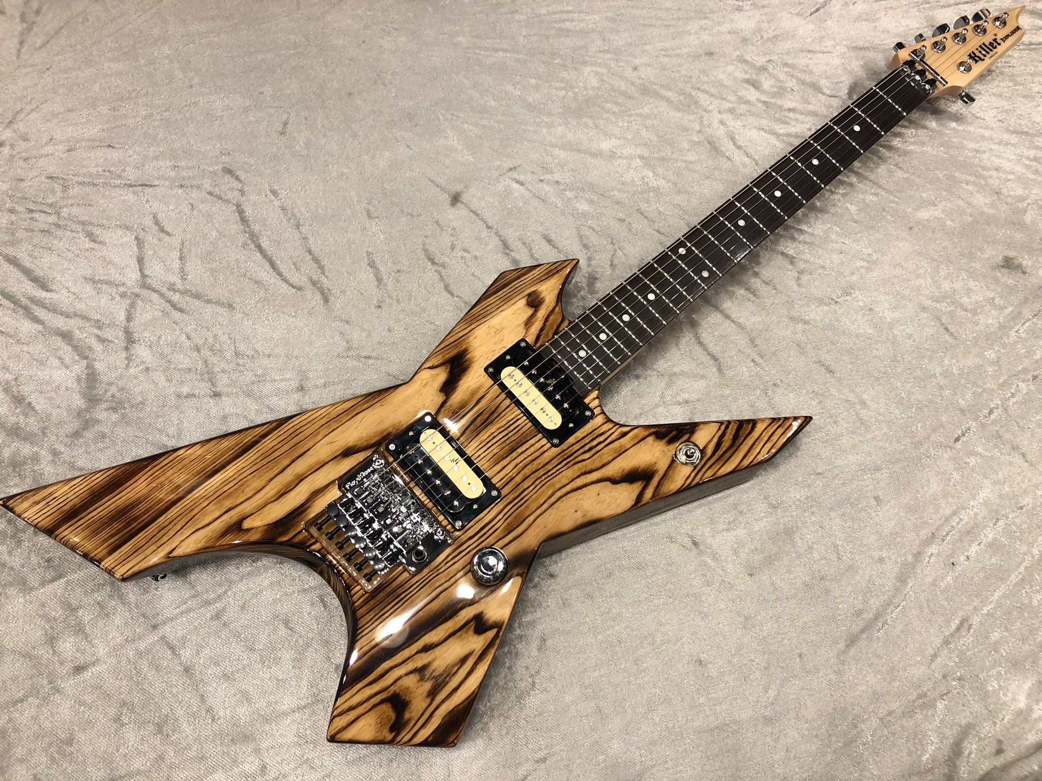 ESPカスタムショップ (ESP大阪) on Twitter: "【#デジマート】#Killer KG-EXPLODER PRISON 前回即完売したワイルドなバーナーフィニッシュのエクスプ ...