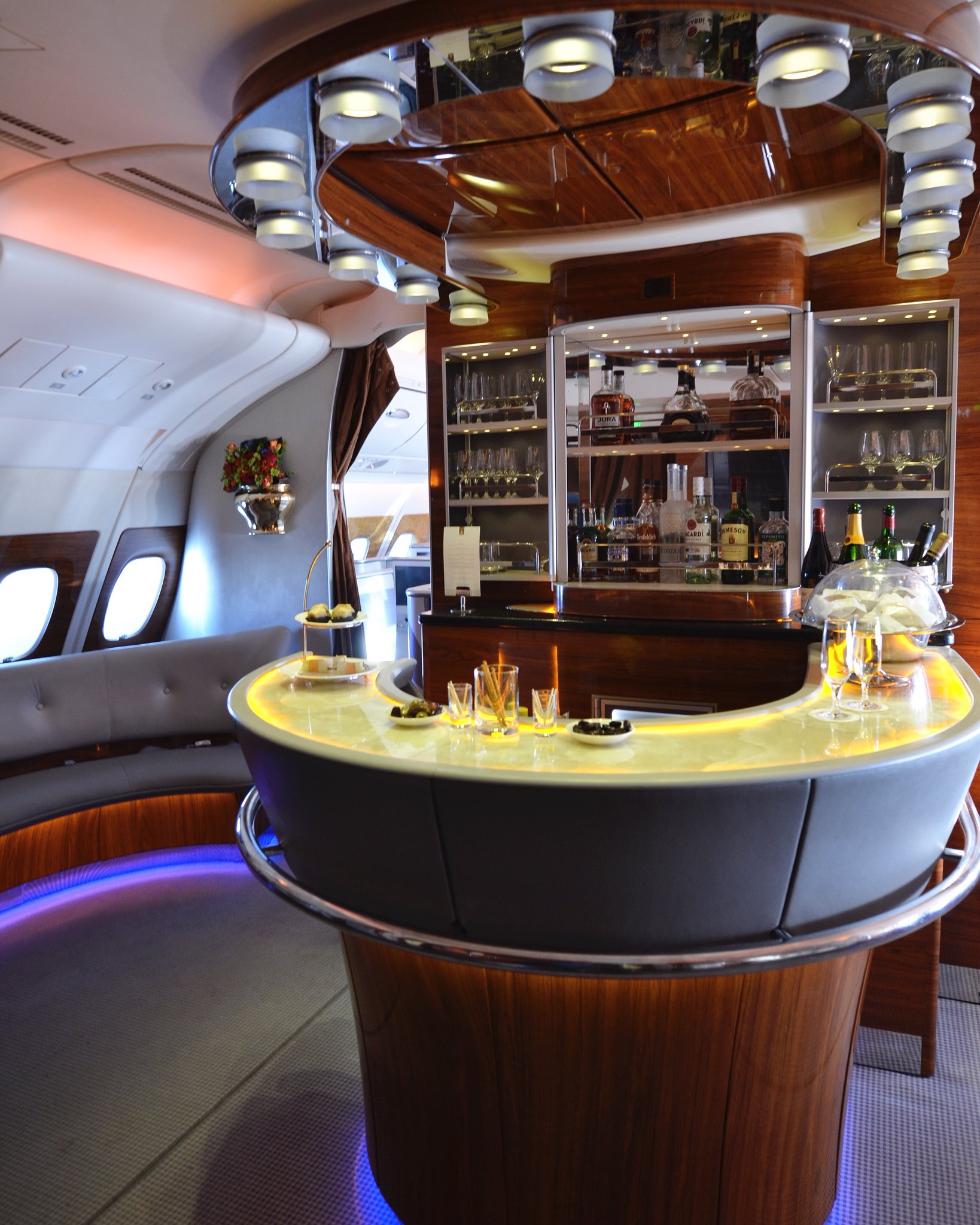 Emirates Business Class A380 Bar