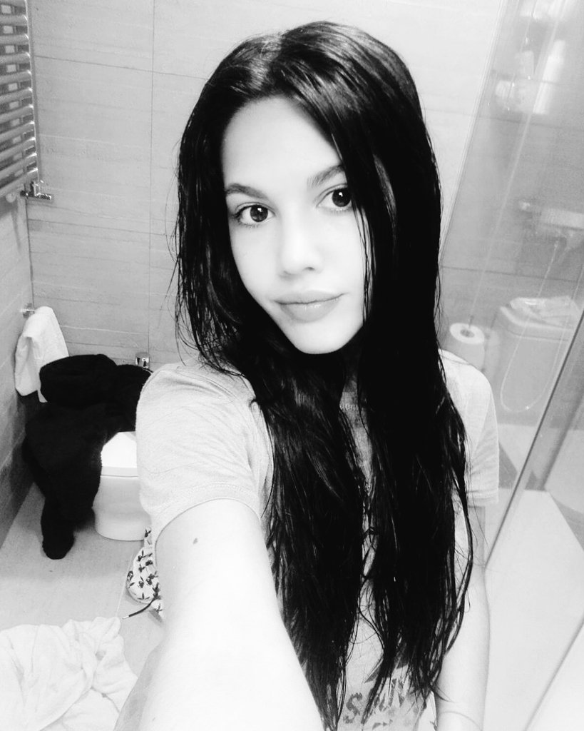 Apolonia Lapiedra On Twitter At Home 🤣😍🙂