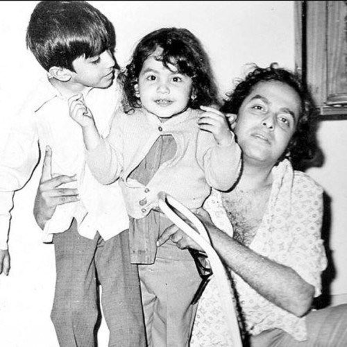 Pooja Bhatt Children
