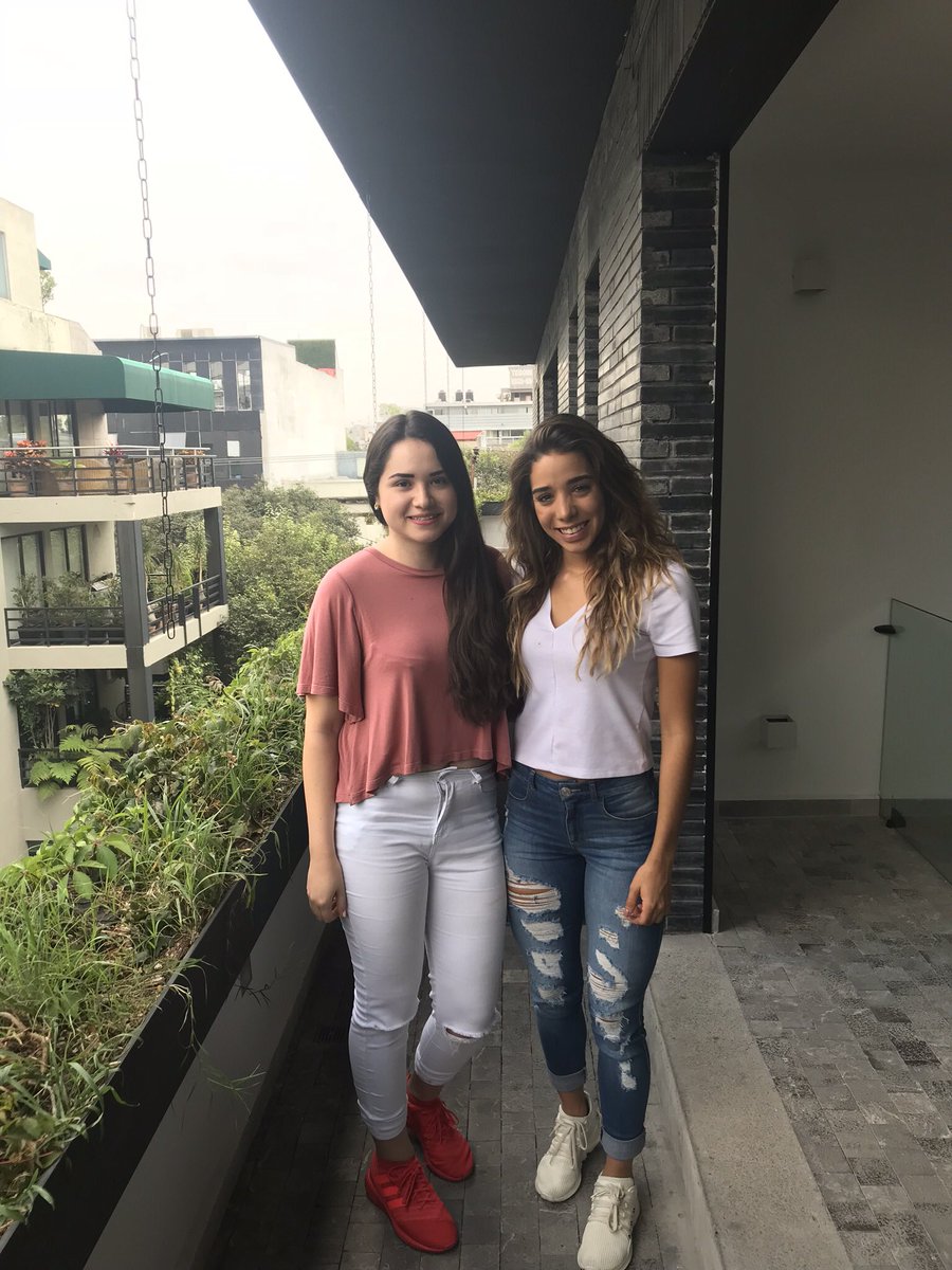 Familia Gaxiola @FamiliaGaxiola Timeline, The Visualized Twitter ...