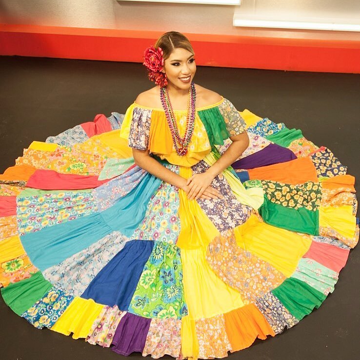 La hermosa 😍 de celebra los 166 años de su provincial COLÓN ri ...