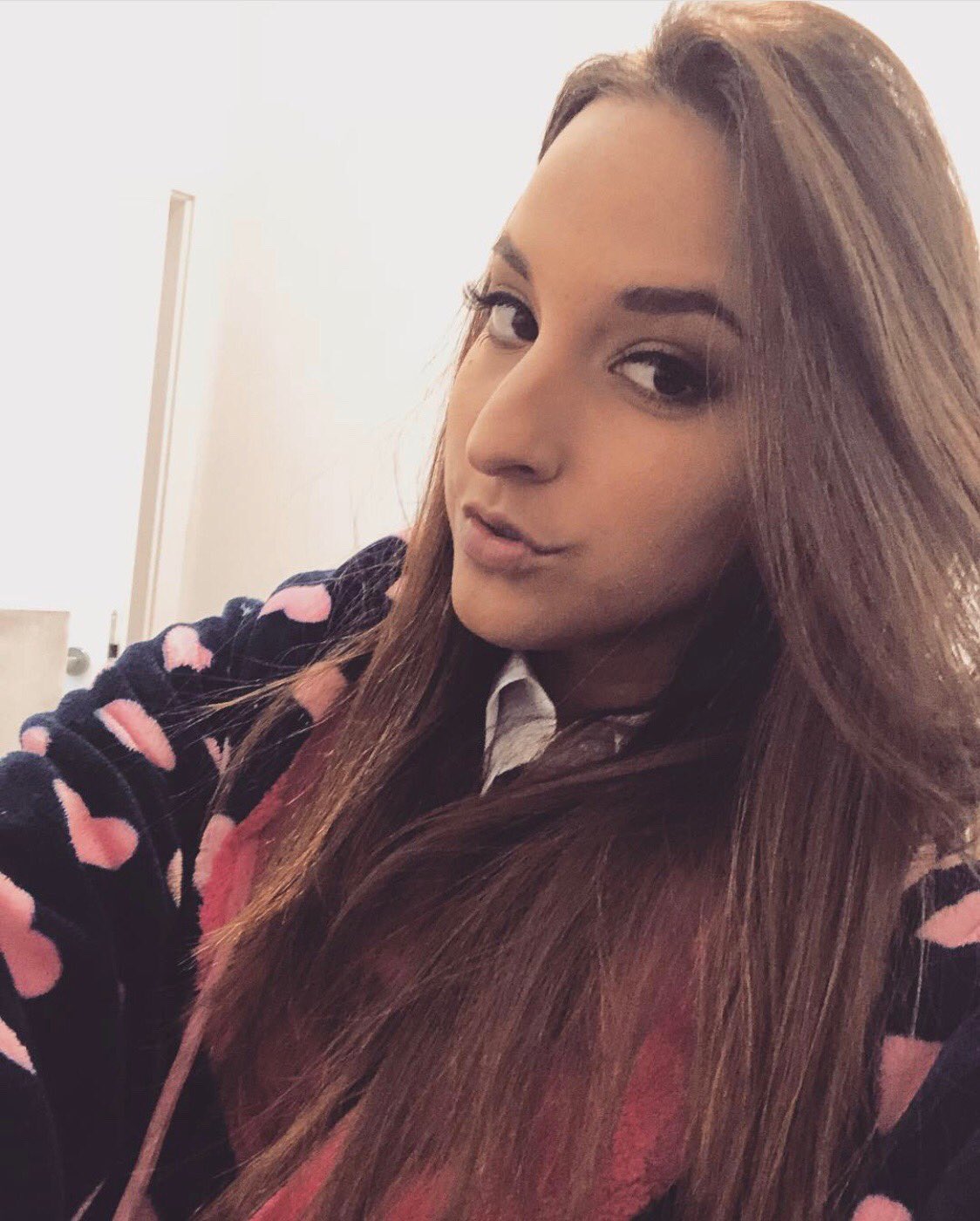 Tw Pornstars Amirah Adara Twitter Good Morning Guys Xoxo 6 30