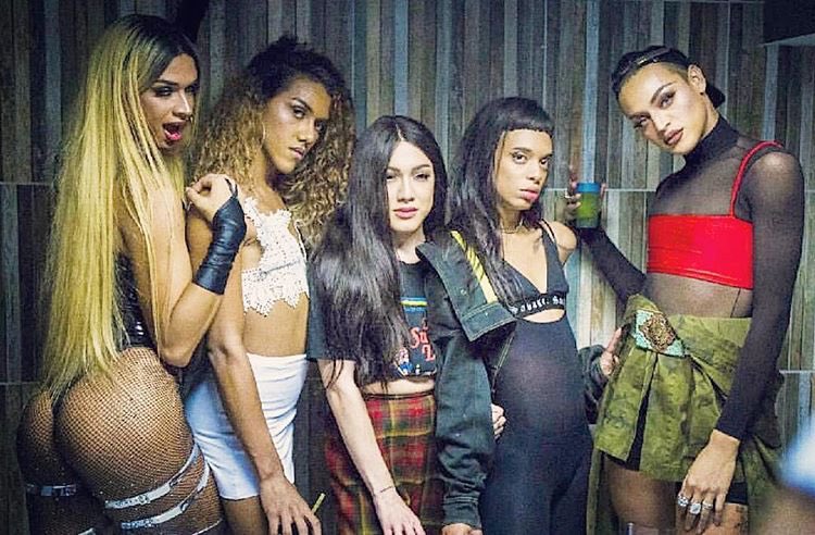 Pabllo Vittar Brasil on Twitter: "“My fav girlband” — Lia Clark via Instagram. 🔥 https://t.co ...