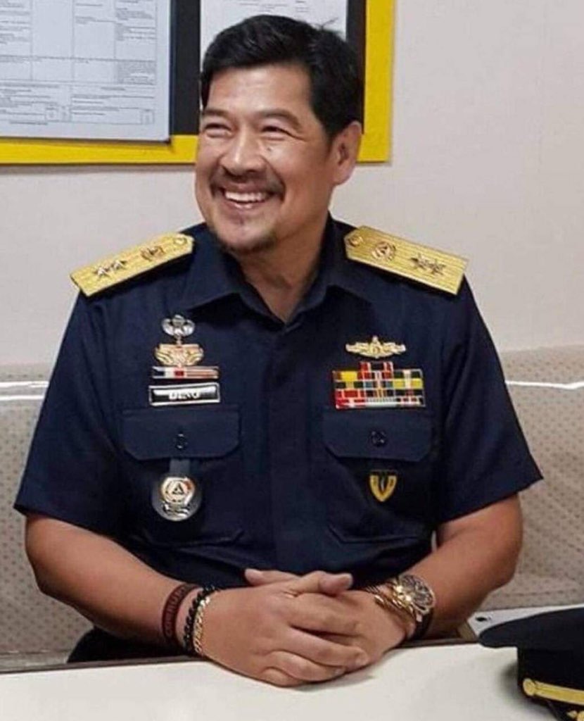 LOOK: Usec Martin Diño was photographed clad in a PCG Auxiliary uniform ...