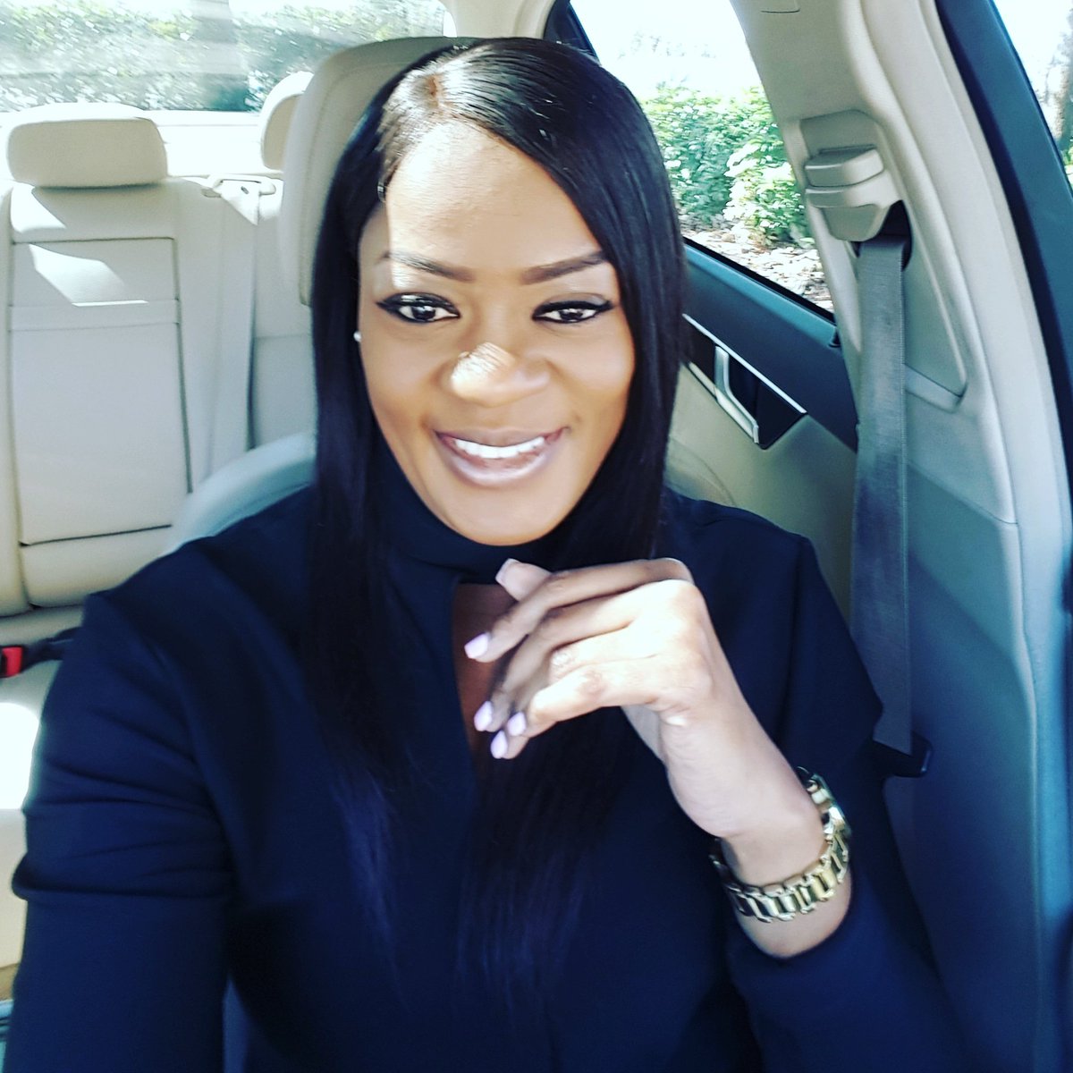 LAWANDA MOORE (@stylesbylawanda) | Twitter