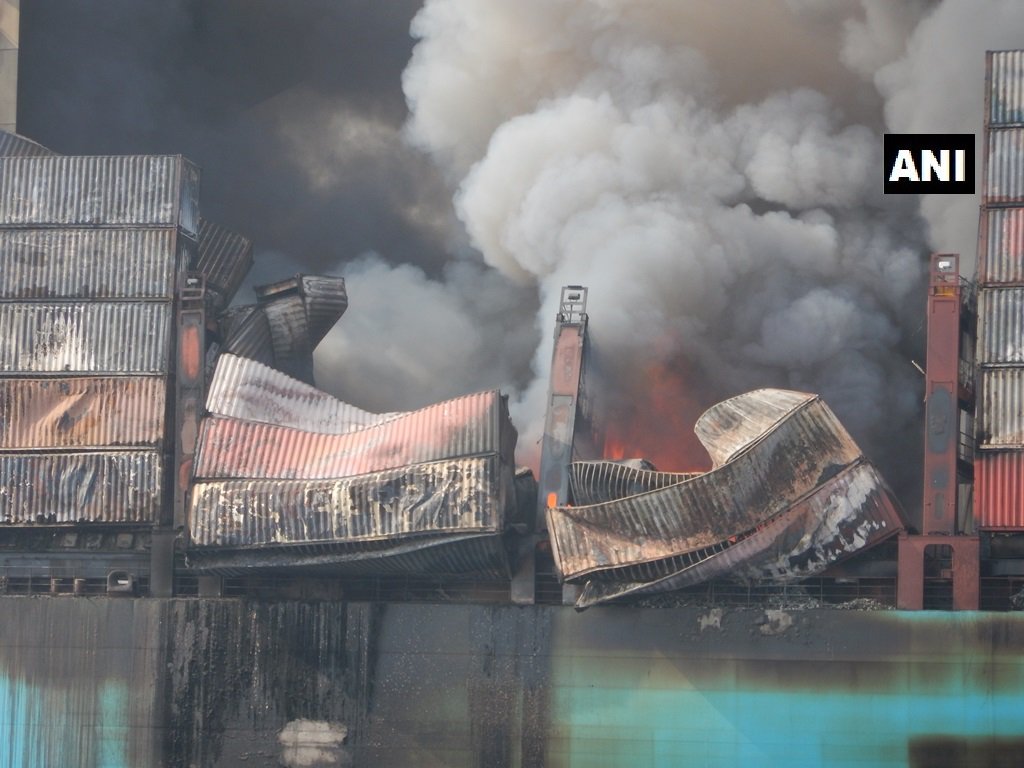 One dead, four still missing after Maersk Line vessel catches fire in ...