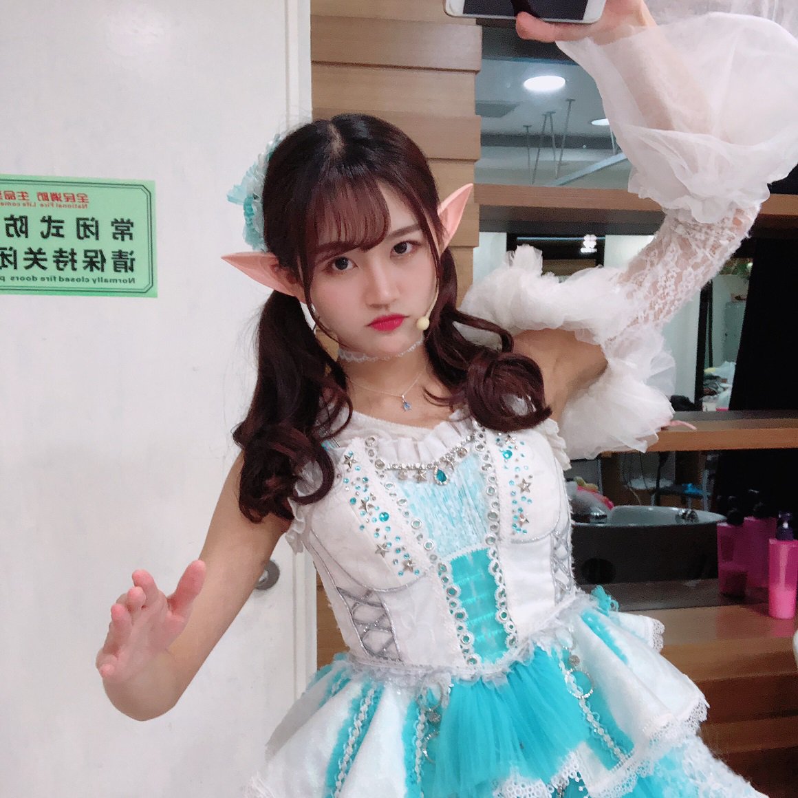 SNH48 Today on Twitter: "Zhang Xin, Co-Captain of #SNH48 Team HII (3rd generation)…