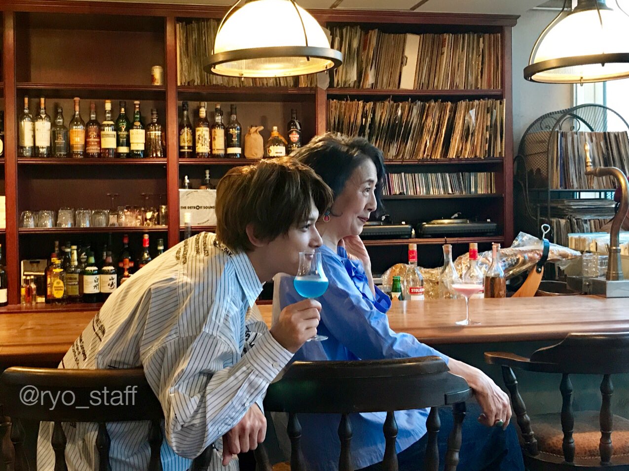 吉沢亮&STAFF on Twitter: "本日はJUNONとSPURの発売日です📚 JUNONには少しお久しぶりな感じですね！そしてSPUR連載2回目は昨年夏舞台『百鬼オペラ 羅生門』でご ...