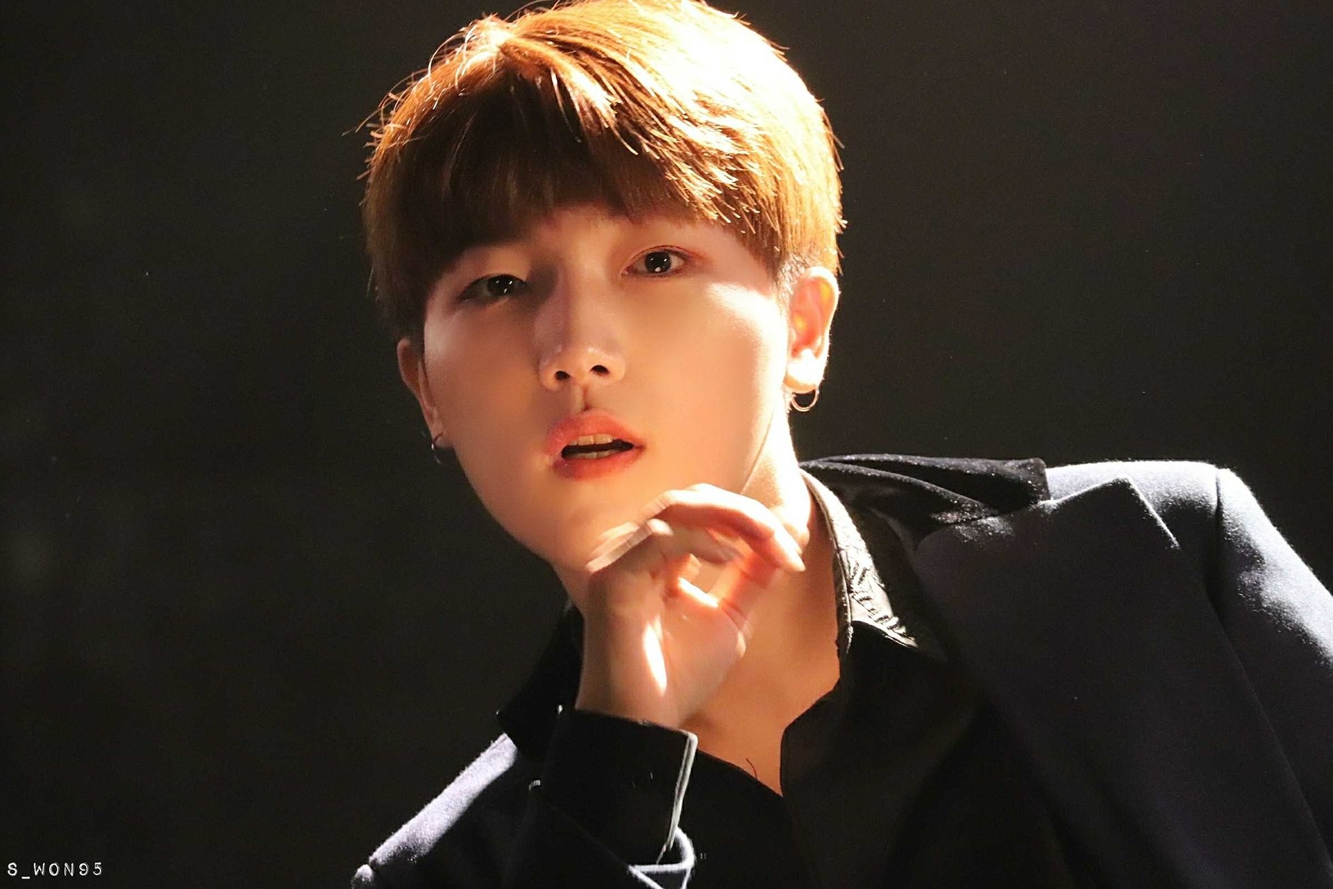 S_￦ON on Twitter: "180311 일본공연 1부 #XENO_T #XENOT #제노티 #SANGWON #상원 @SEOYANO95 https://t.co ...