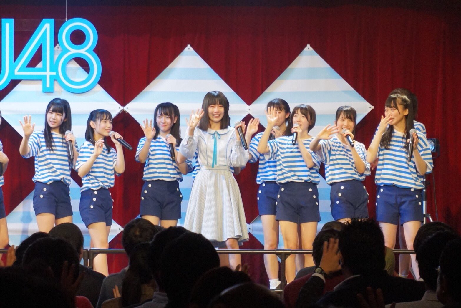 STU48