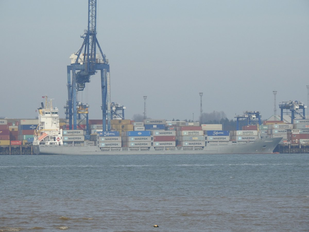 Felixstowe from Harwich today. CSCL PACIFIC OCEAN; MUNKEBO MAERSK ...