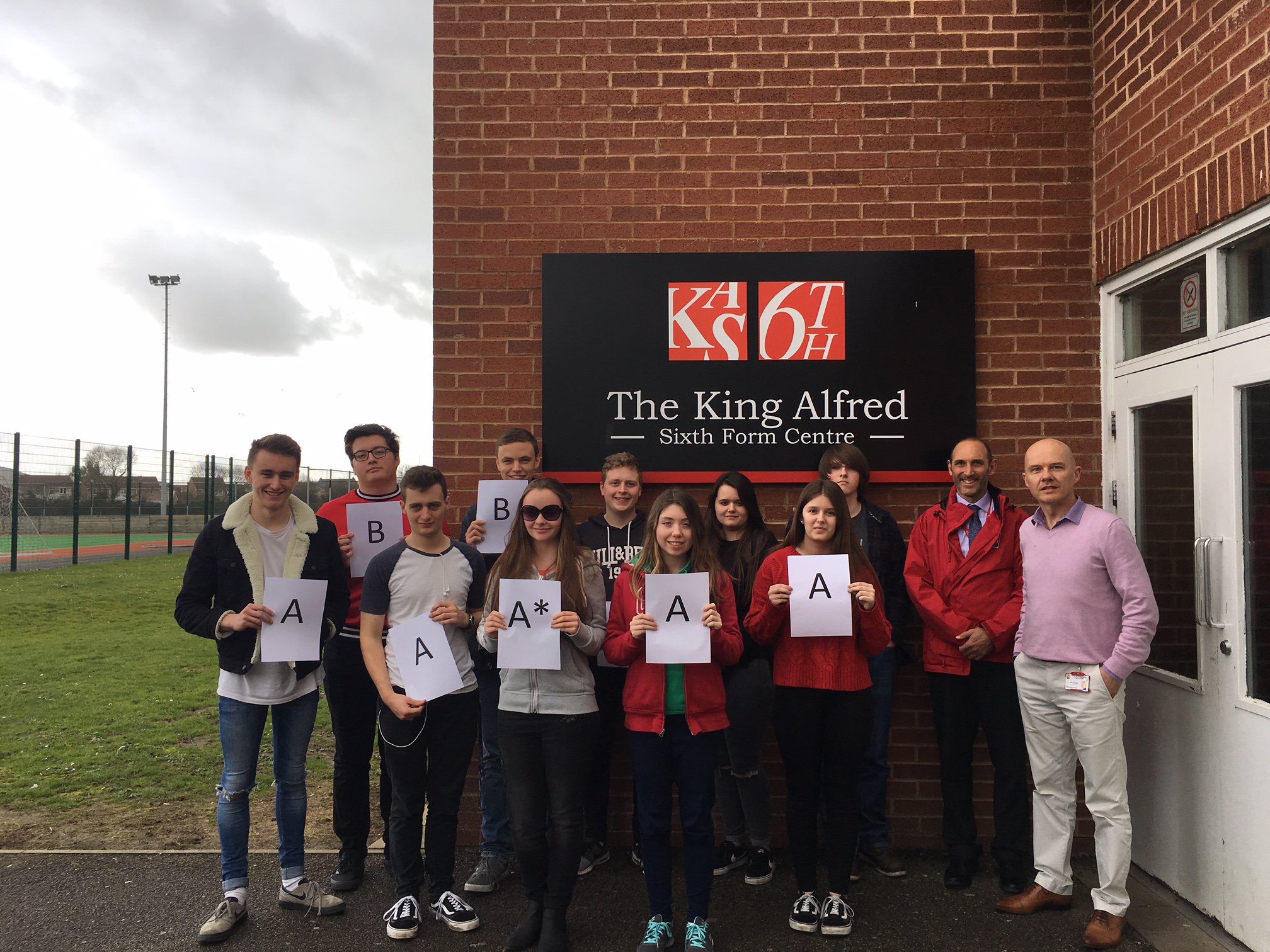 King Alfred School Logo King Alfred School: A Parents' Guide To Year 7