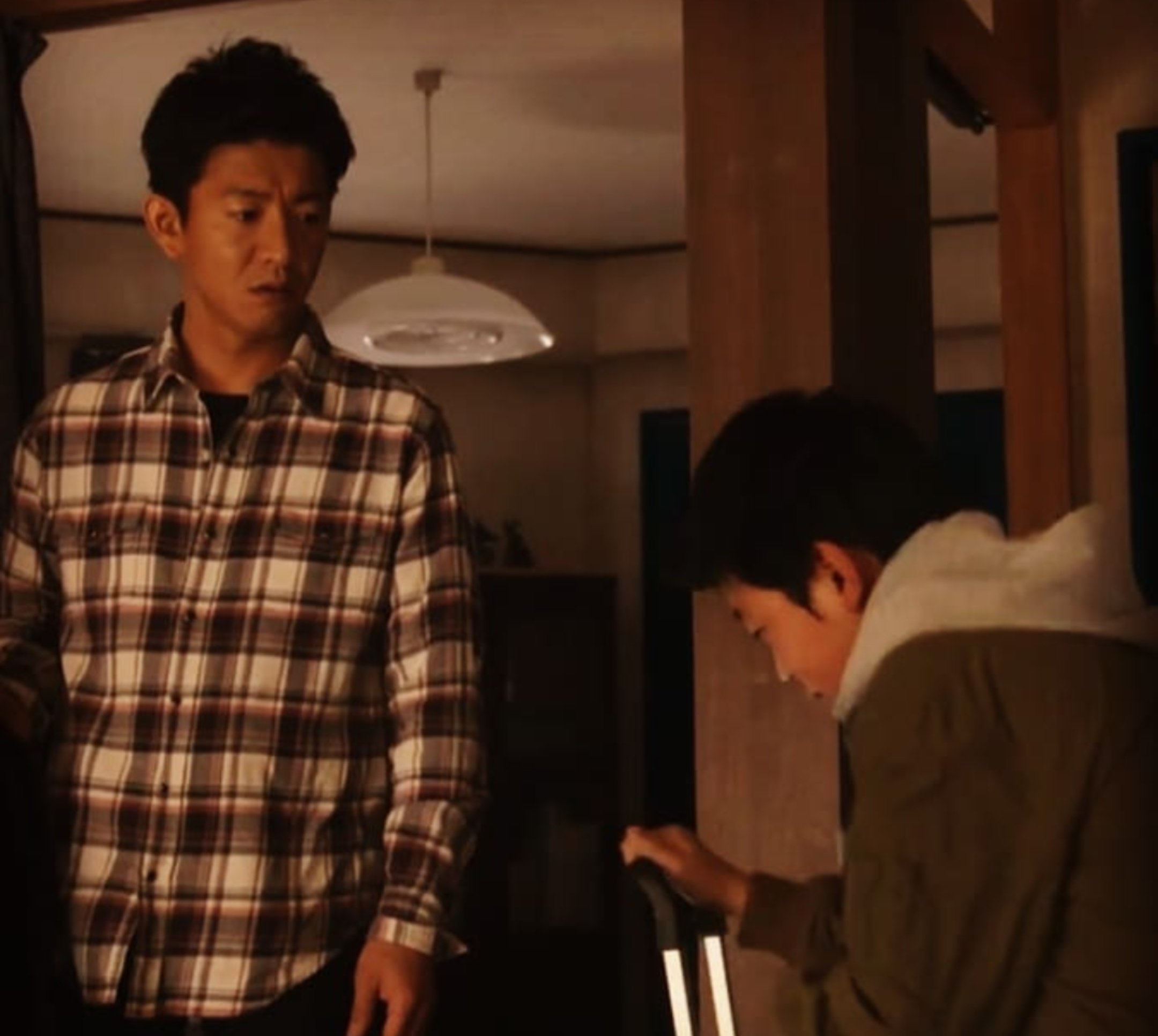 サンローラン 木村拓哉 シャツ (ヒーローザTV キムタク サン サンローラン 木村拓哉 シャツ (ヒーローザTV キムタク サン