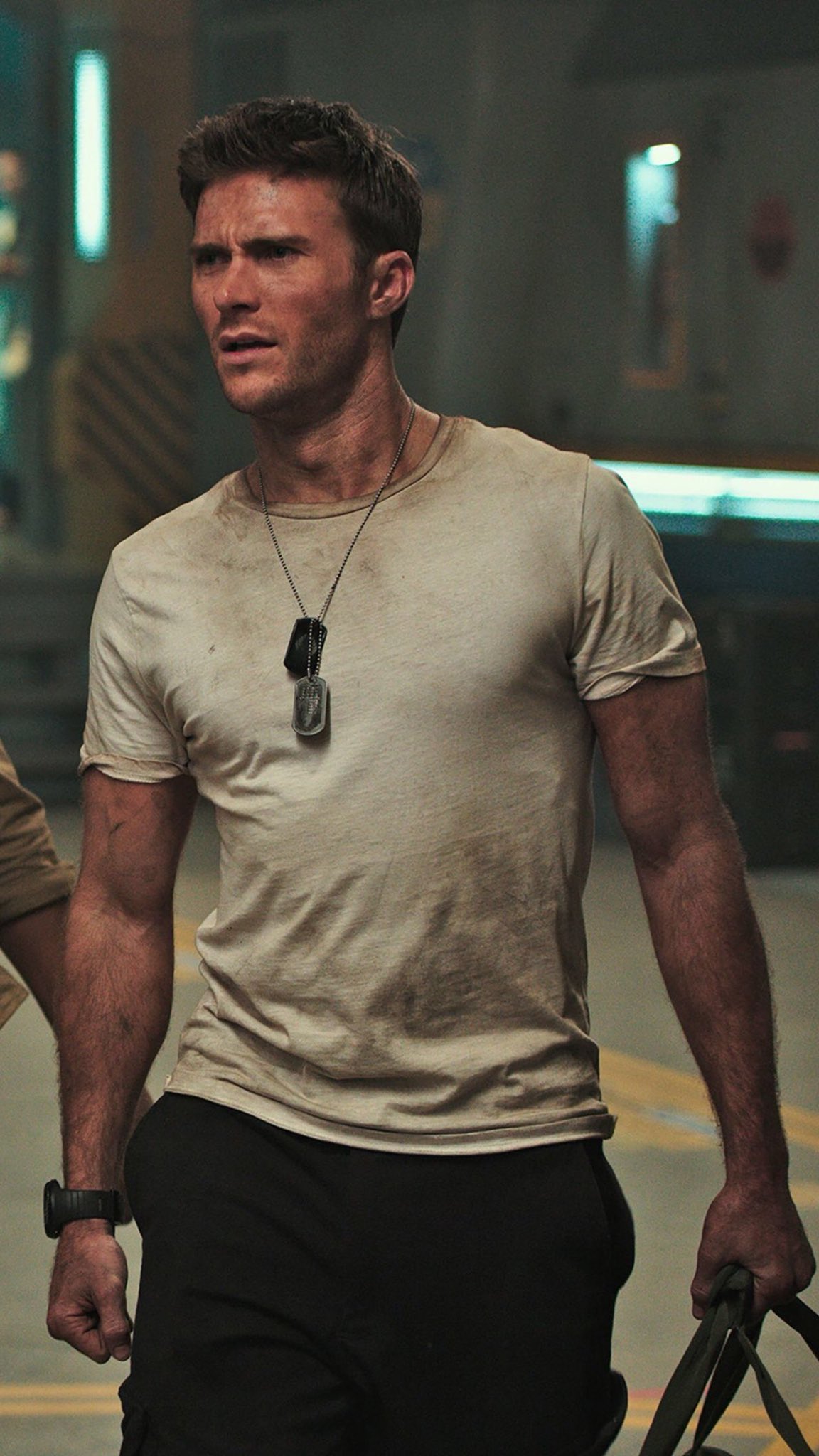 Sam Worthington Muscle