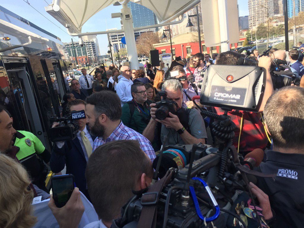 CATS LYNX Lines-Blue-Silver-Red-Gold | SkyscraperCity Forum