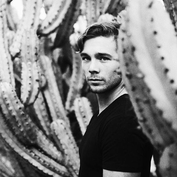 Conocé a Carlos Cuevas, el actor detrás de Pol Rubio de Merlí | MOSKITA ...