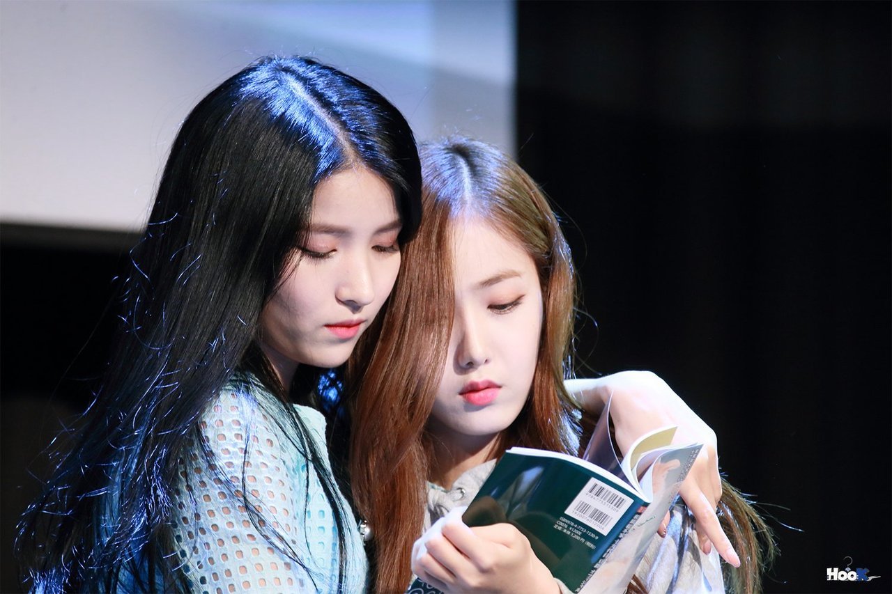 ggspics 🌸 on Twitter: "gfriend ☆ sowon, sinb…