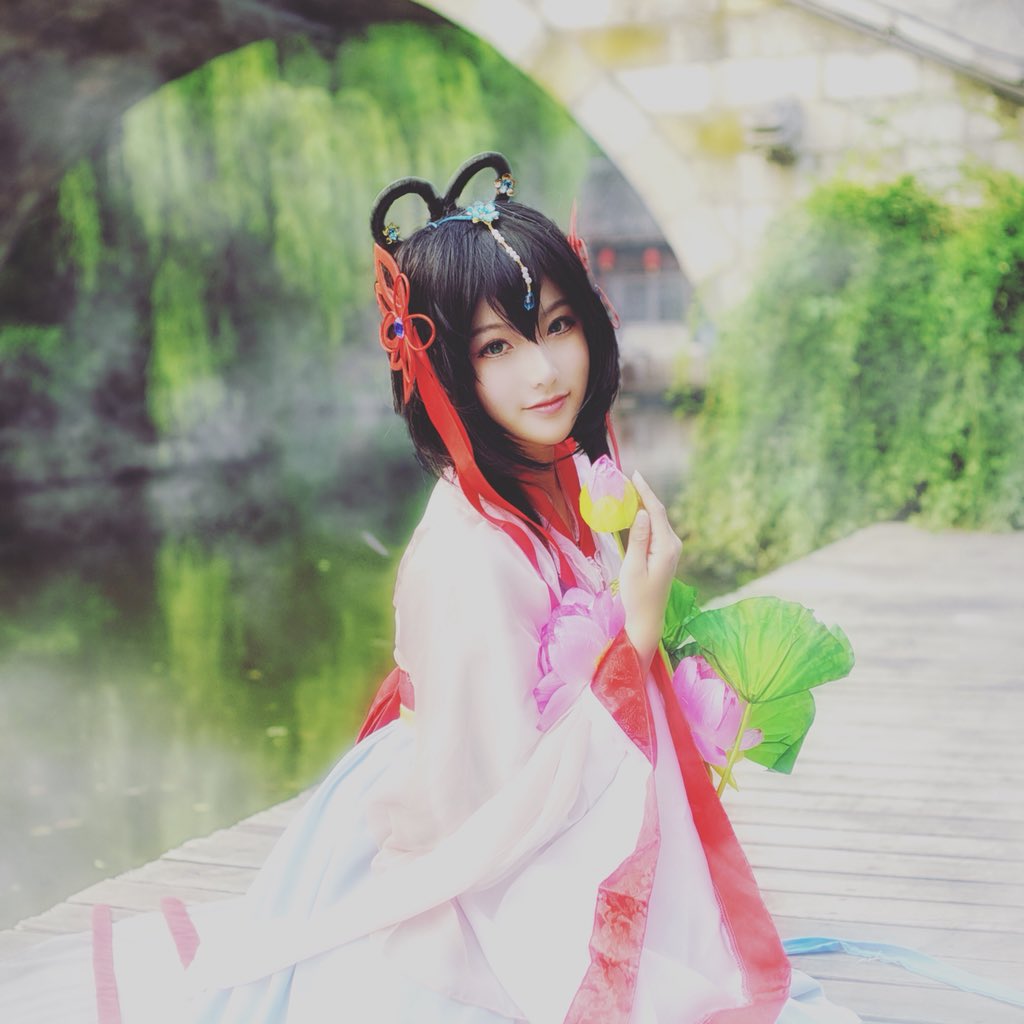 Red Lotus Cosplay