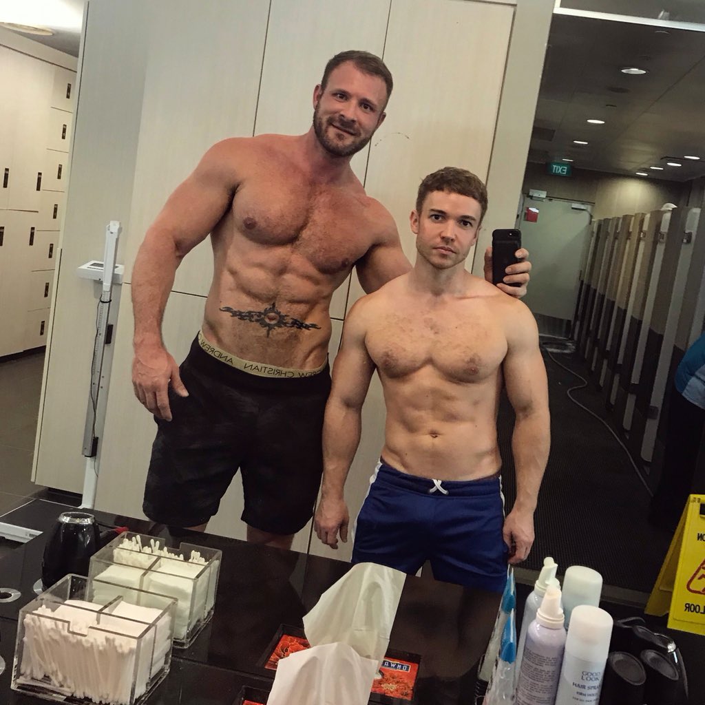 Gabriel Cross on Twitter: "Post workout pump 👊🏻 @AWOLFOFFICIAL…