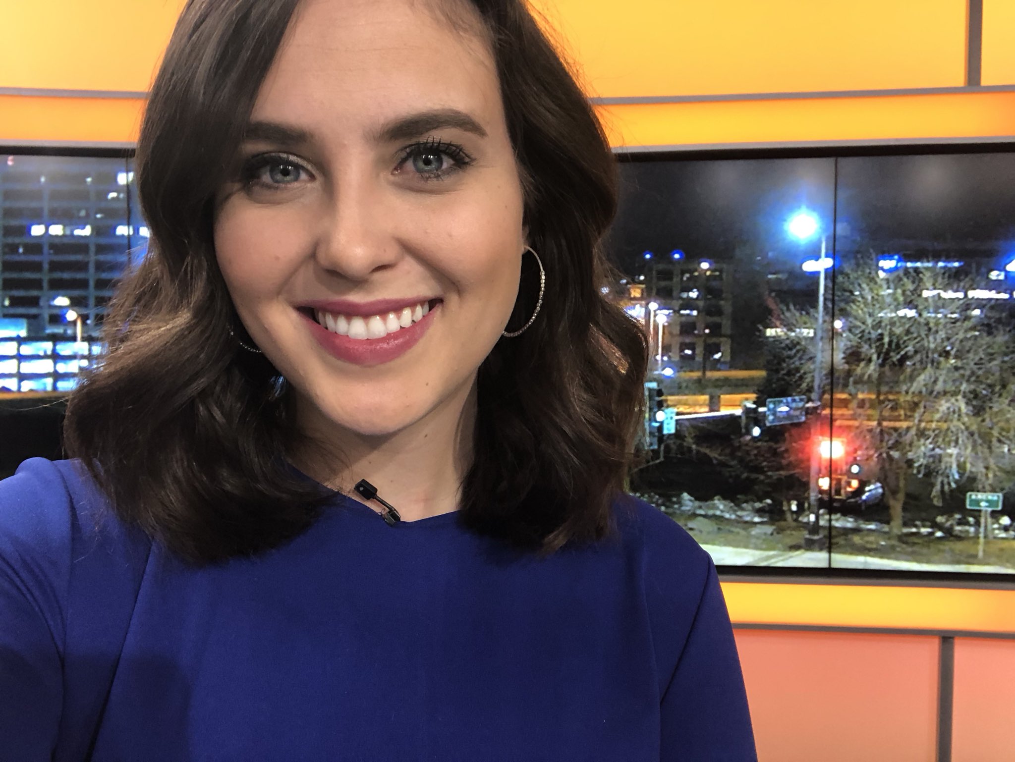 Emma Rechenberg on Twitter: "The Today Show ️ KBJR 6 Today A little tired this morning, but ...