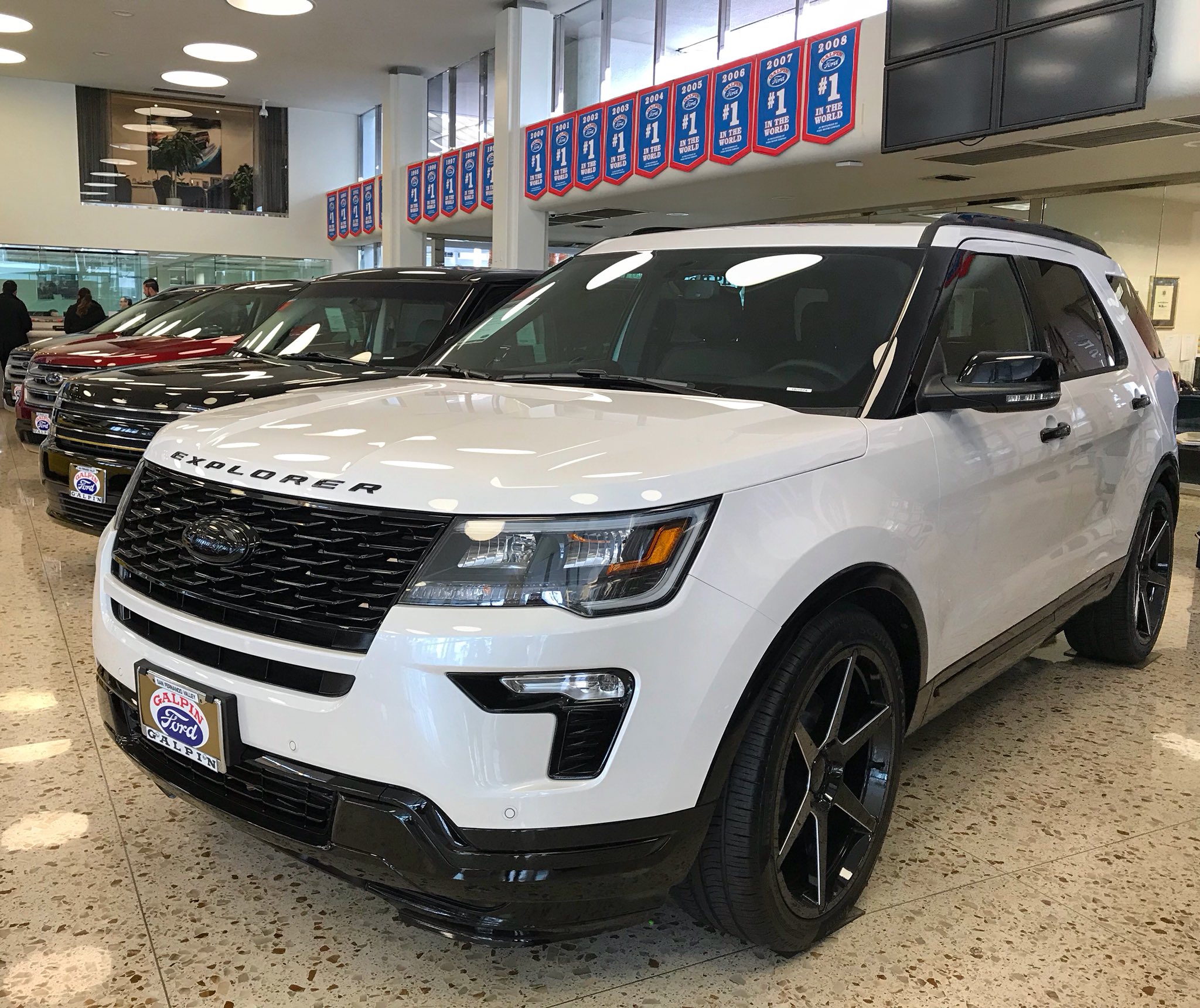 Custom Ford Explorer Sport
