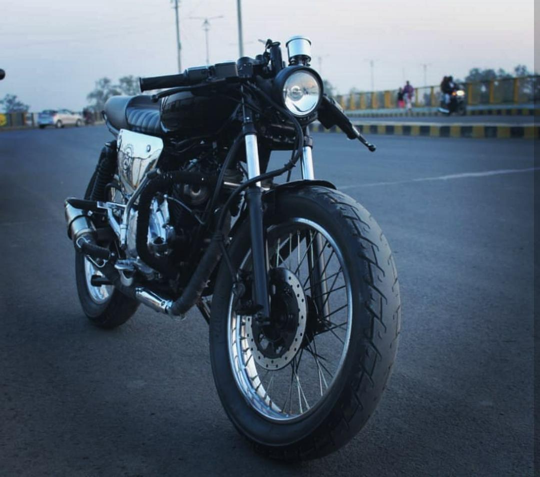 Pulsar 150 Modified To Cafe Racer | Reviewmotors.co