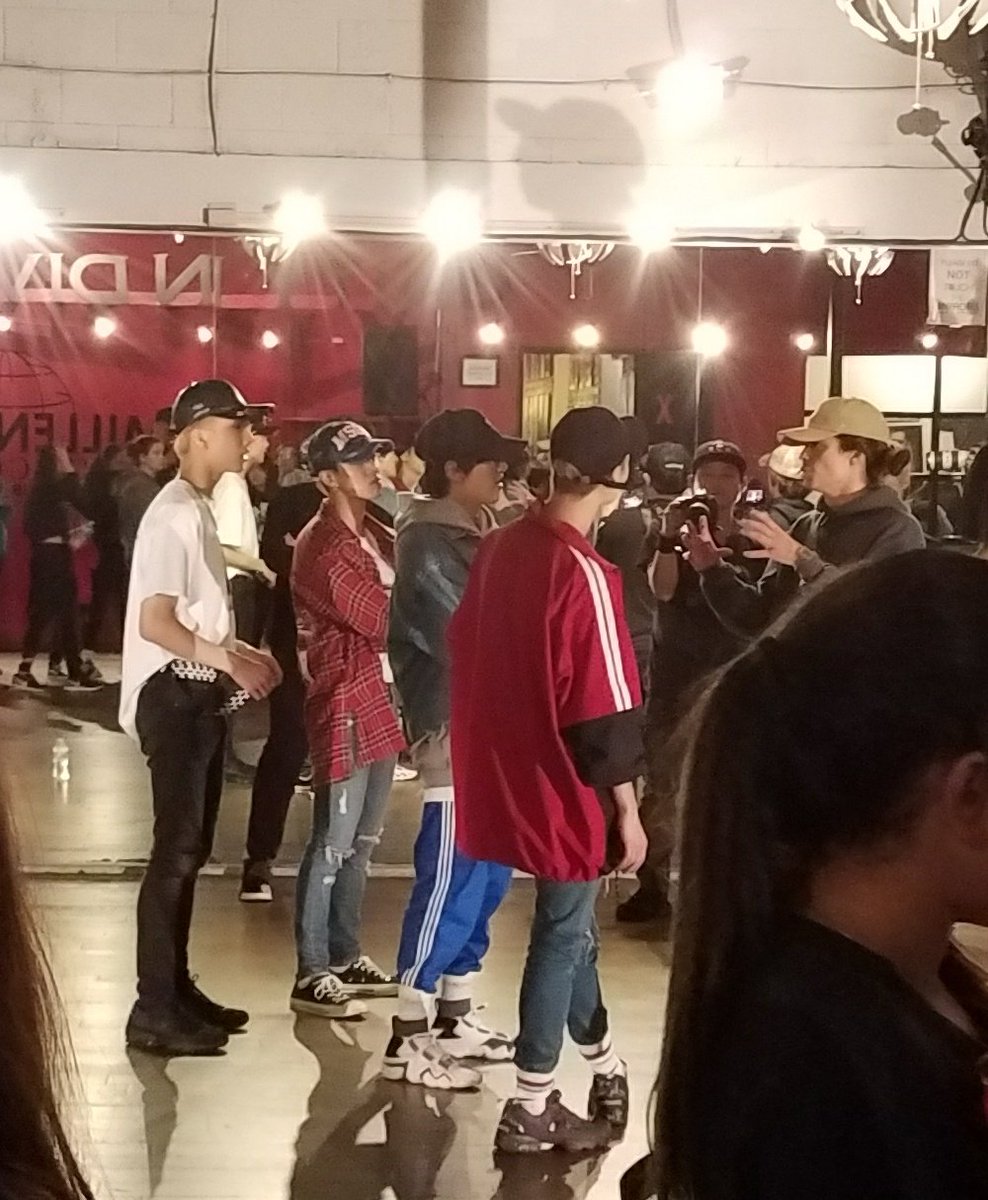 180326 [pics] #Taemin – Dance Millenium Studio – Stellatus SHINee