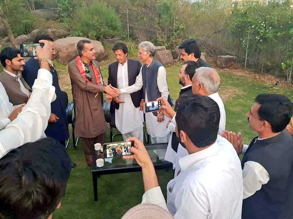 Big Setback For PPP - Ex-MPA Arbab Usman Joins PTI | Siasat.pk Forums