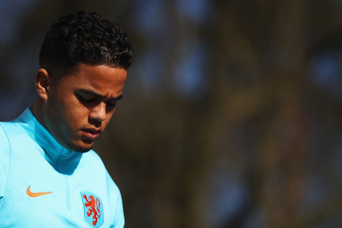 Justin and Patrick Kluivert are the tenth father/son debutants in the ...