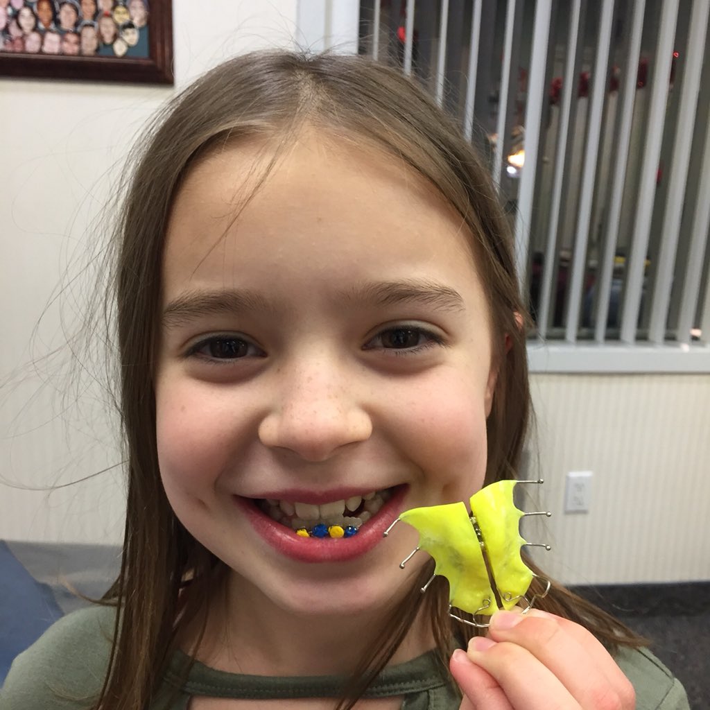 Retainer Designs And Colors Like Brace