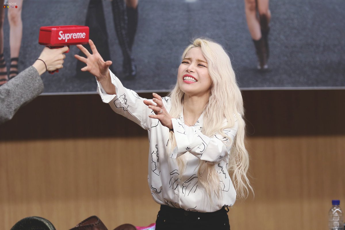 I.O.I_Mamamoo_SONE (@IOI_TWICE_520) | Twitter