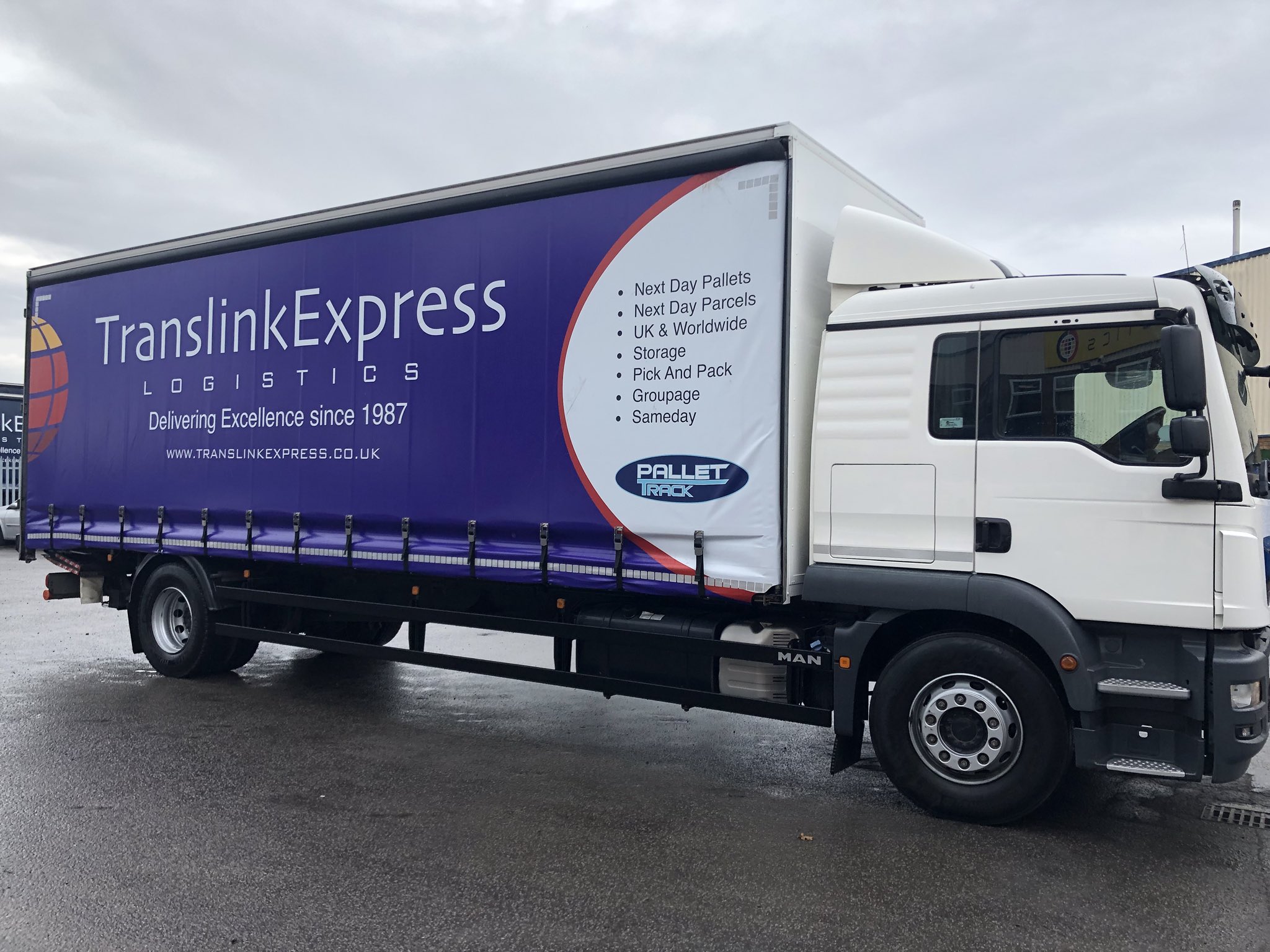 Translink Express on Twitter: "One of our new ladies of the fleet. Just waiting to be named. New ...