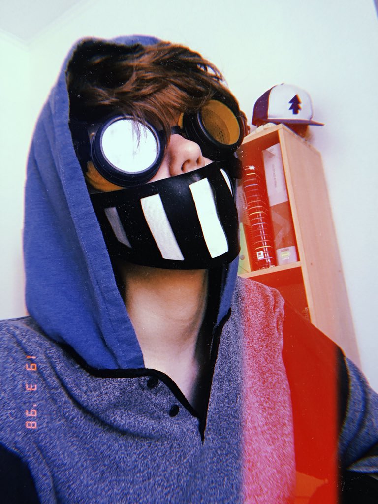 Creepypasta Cosplay Ticci Toby