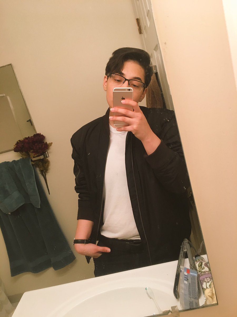 「happy #transdayofvisibilty from ur sleep」|andy robles-valdez 🌙のイラスト