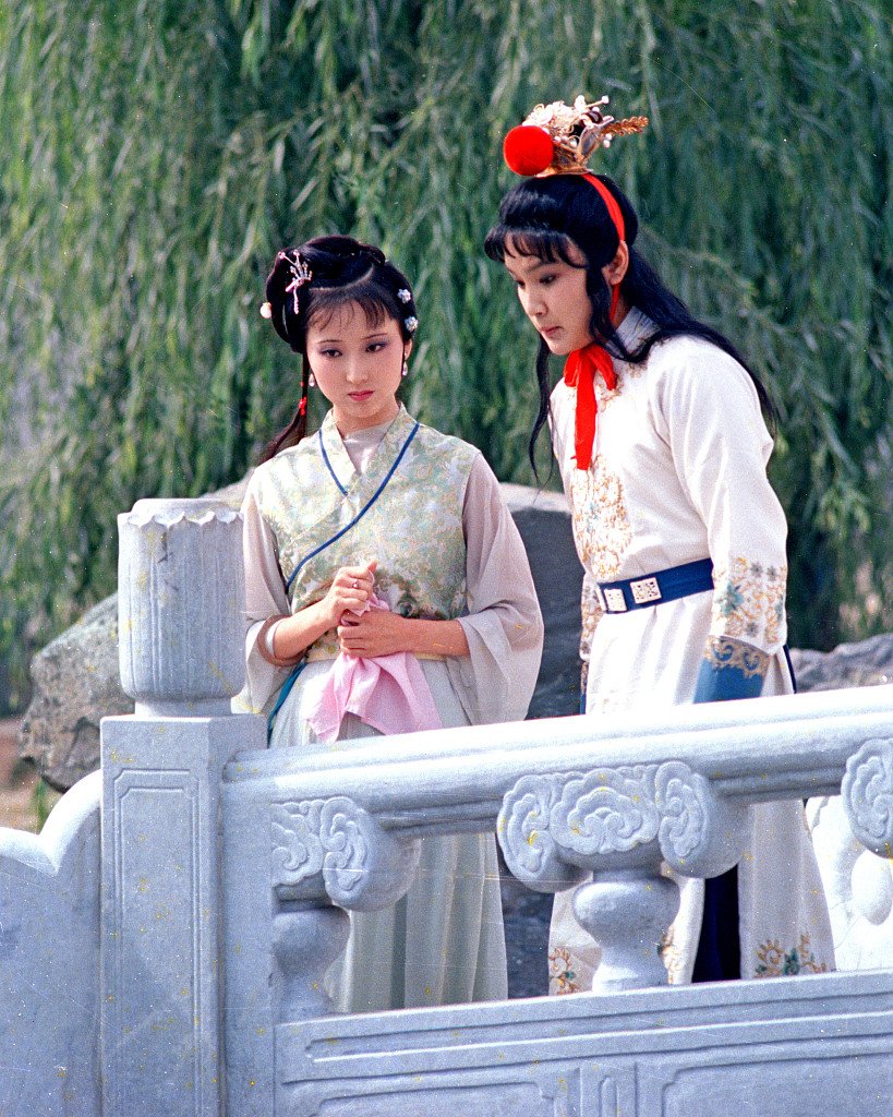 Chinese: InPics: Chinese contortionist Liu Teng showcases amazing ...