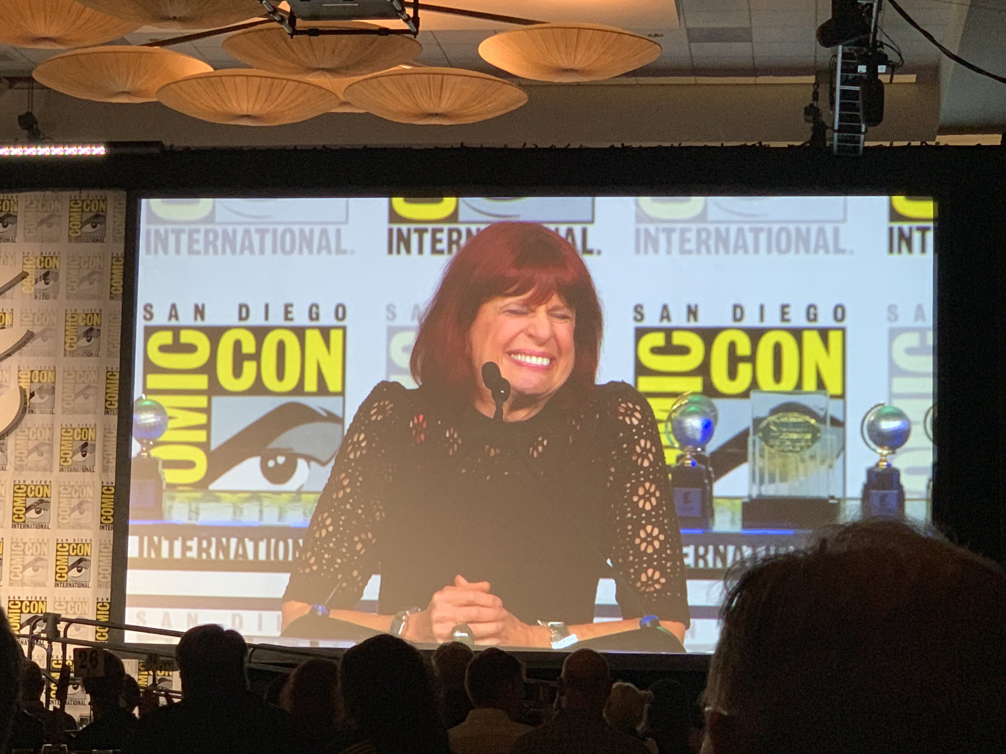 Jenette Kahn 10 Best Creative Comic Book Cameos By Creators, Ranked