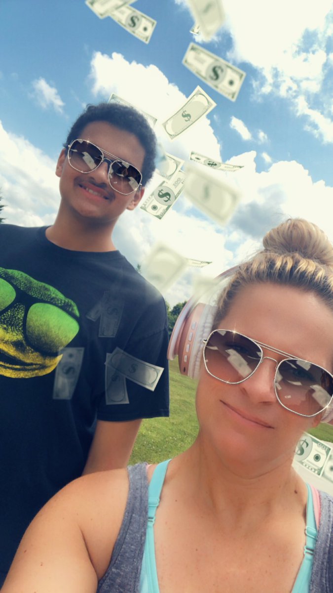 Jennifer Kiker's Instagram, Twitter & Facebook on IDCrawl