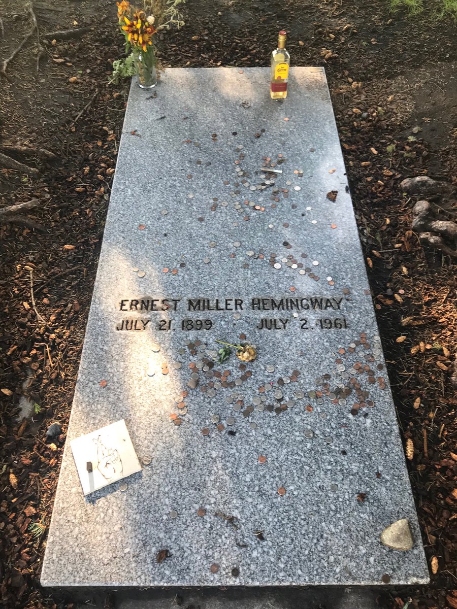 Gravestone Ernest Hemingway